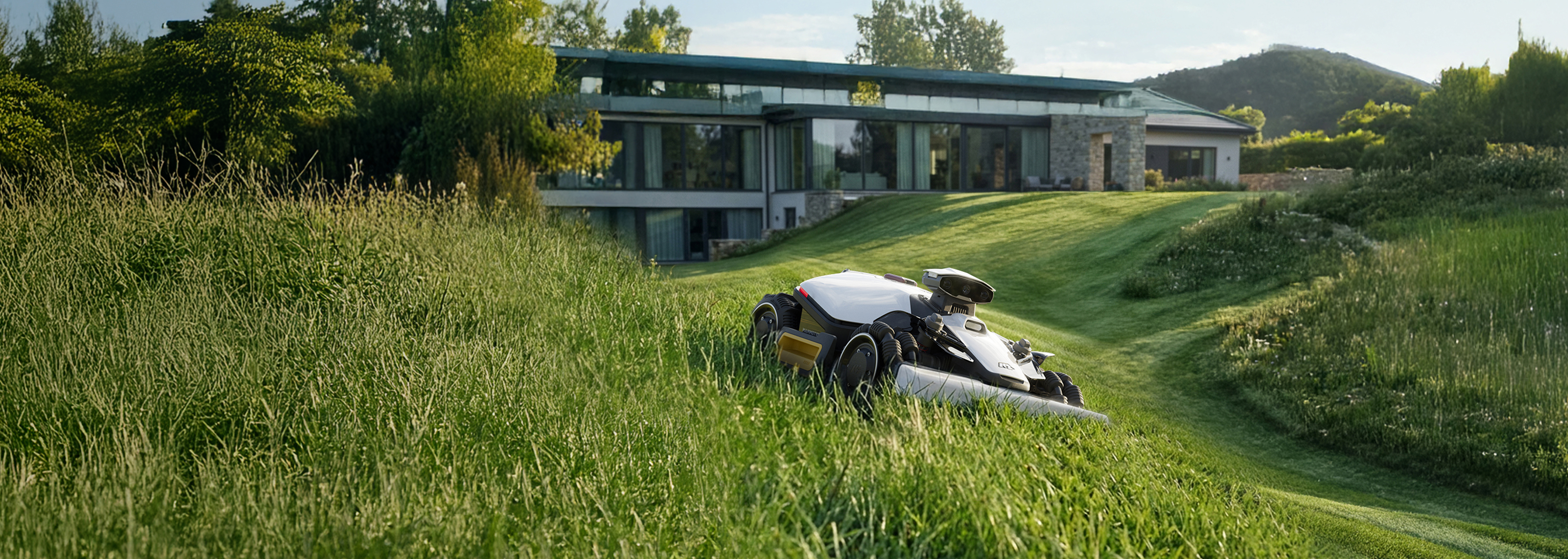 LUBA mini 2 AWD 1000 Robot Lawn Mower | Mammotion